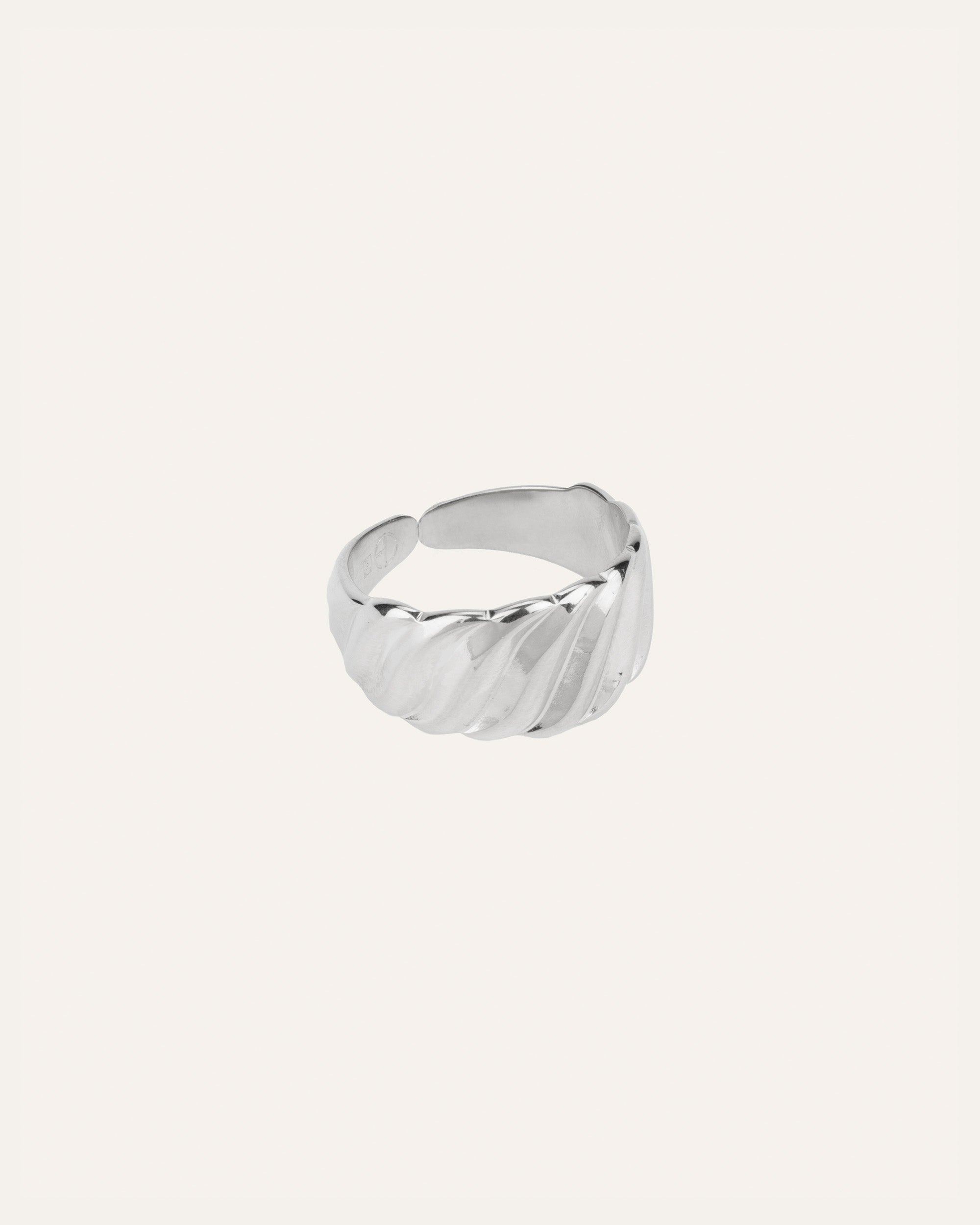 Rosa Wave Ring Sterling Silver • AGLAIA