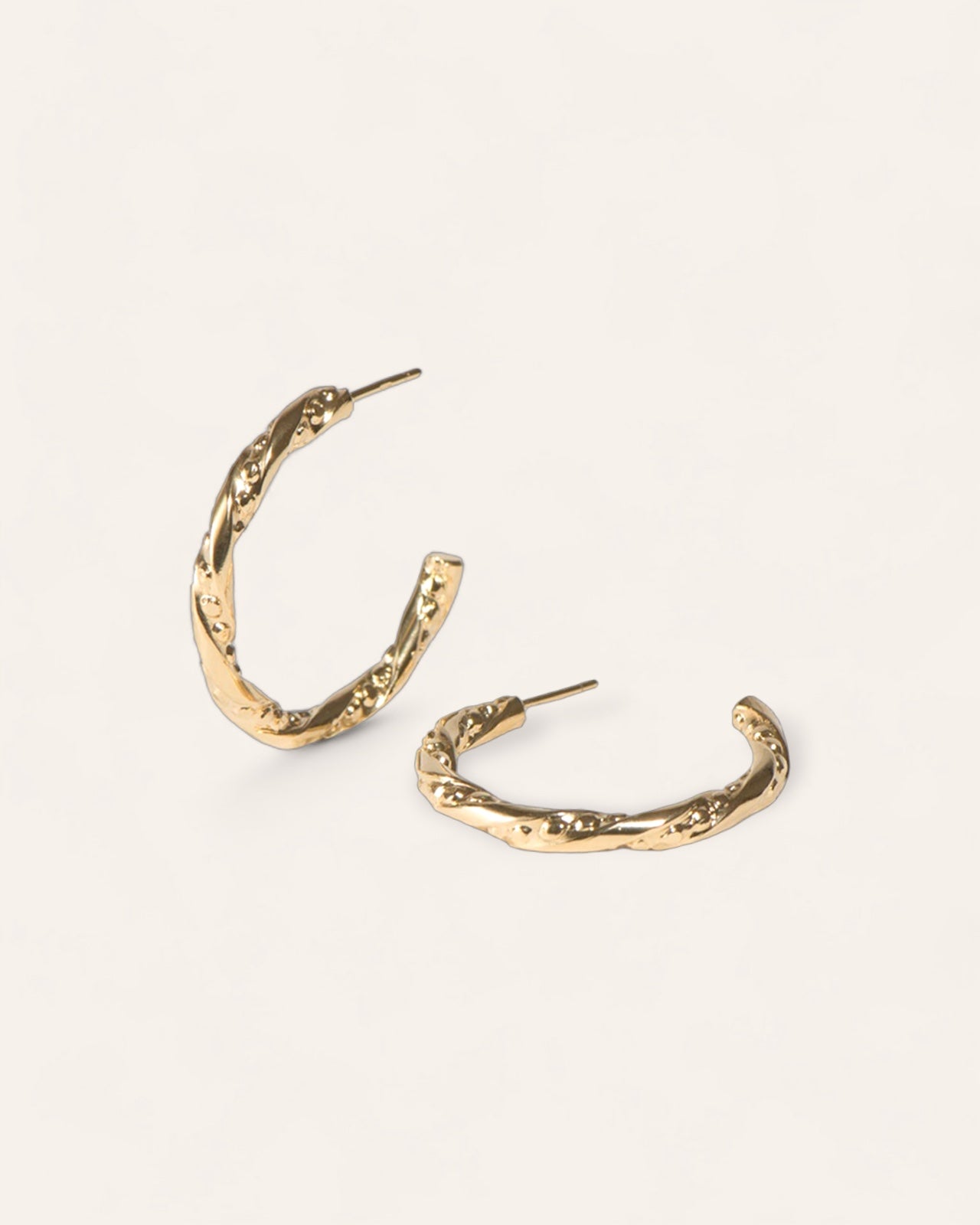 Aria Twisted Hoop Earrings Gold Plated • AGLAIA France